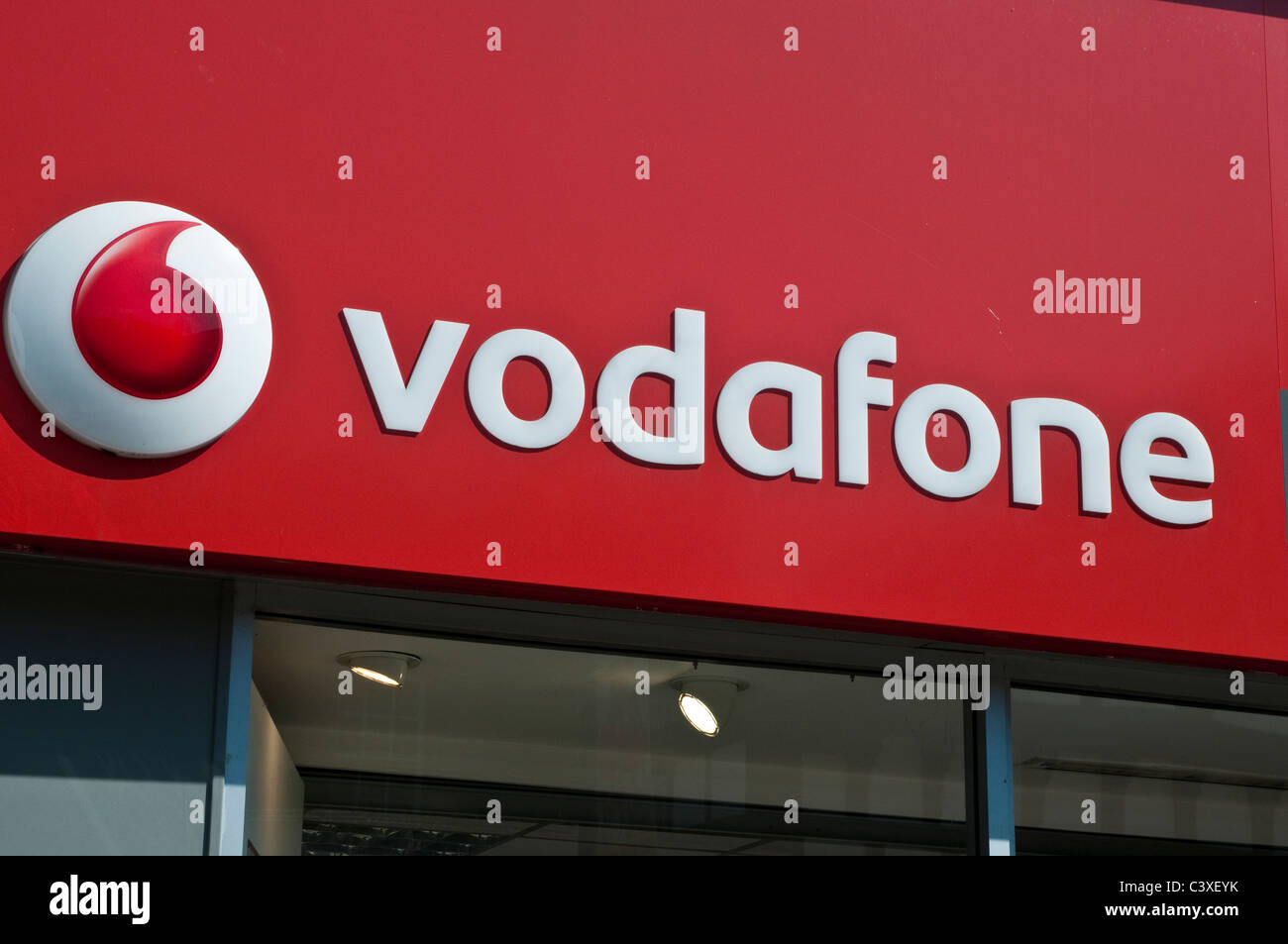 Vodafone uk hi-res stock photography and images - Alamy