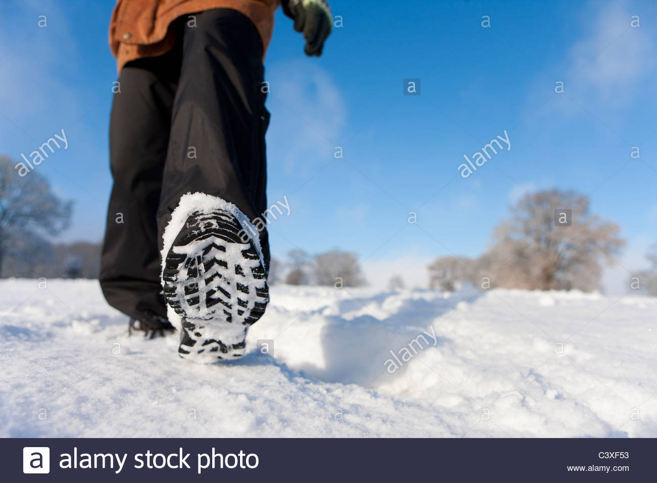 Feet Walking Away Stock Photos & Feet Walking Away Stock Images - Alamy