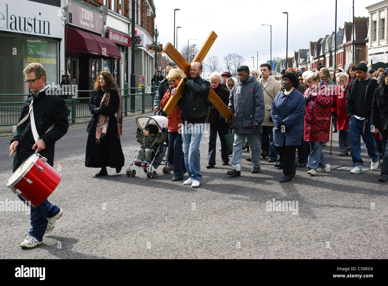 Procession of the green cross hi-res stock photography and images - Alamy