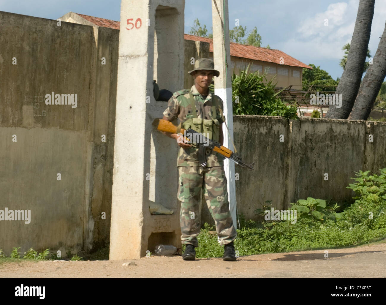 Street stands hi-res stock photography and images - Alamy