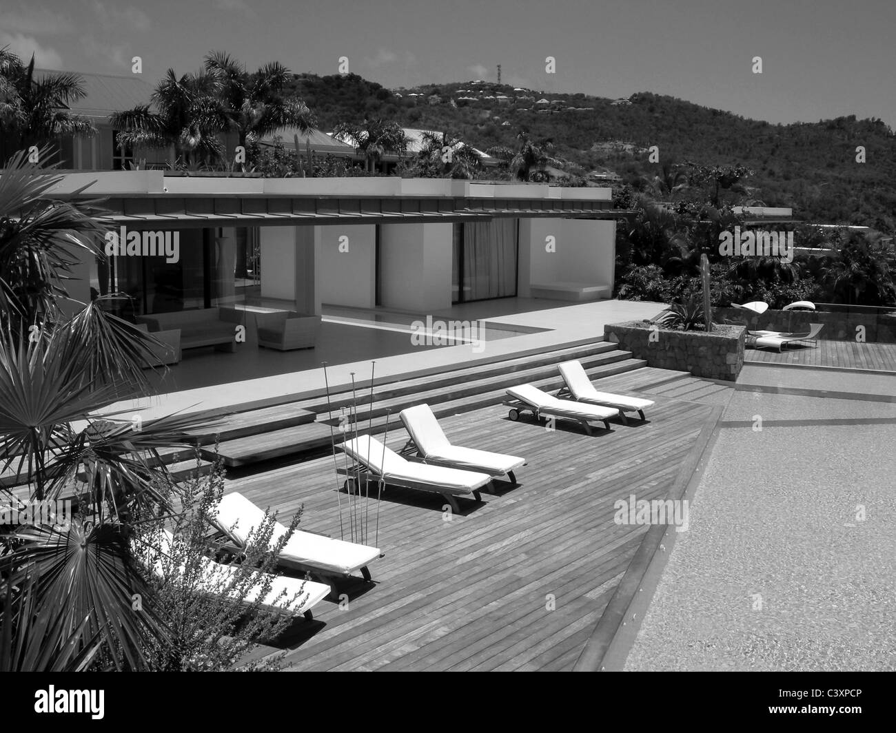 Villa pool Black and White Stock Photos & Images - Alamy