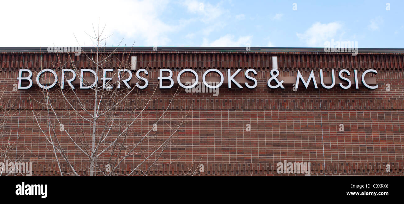 General view of the Borders flagship store in Ann Arbor, Michigan, USA ...