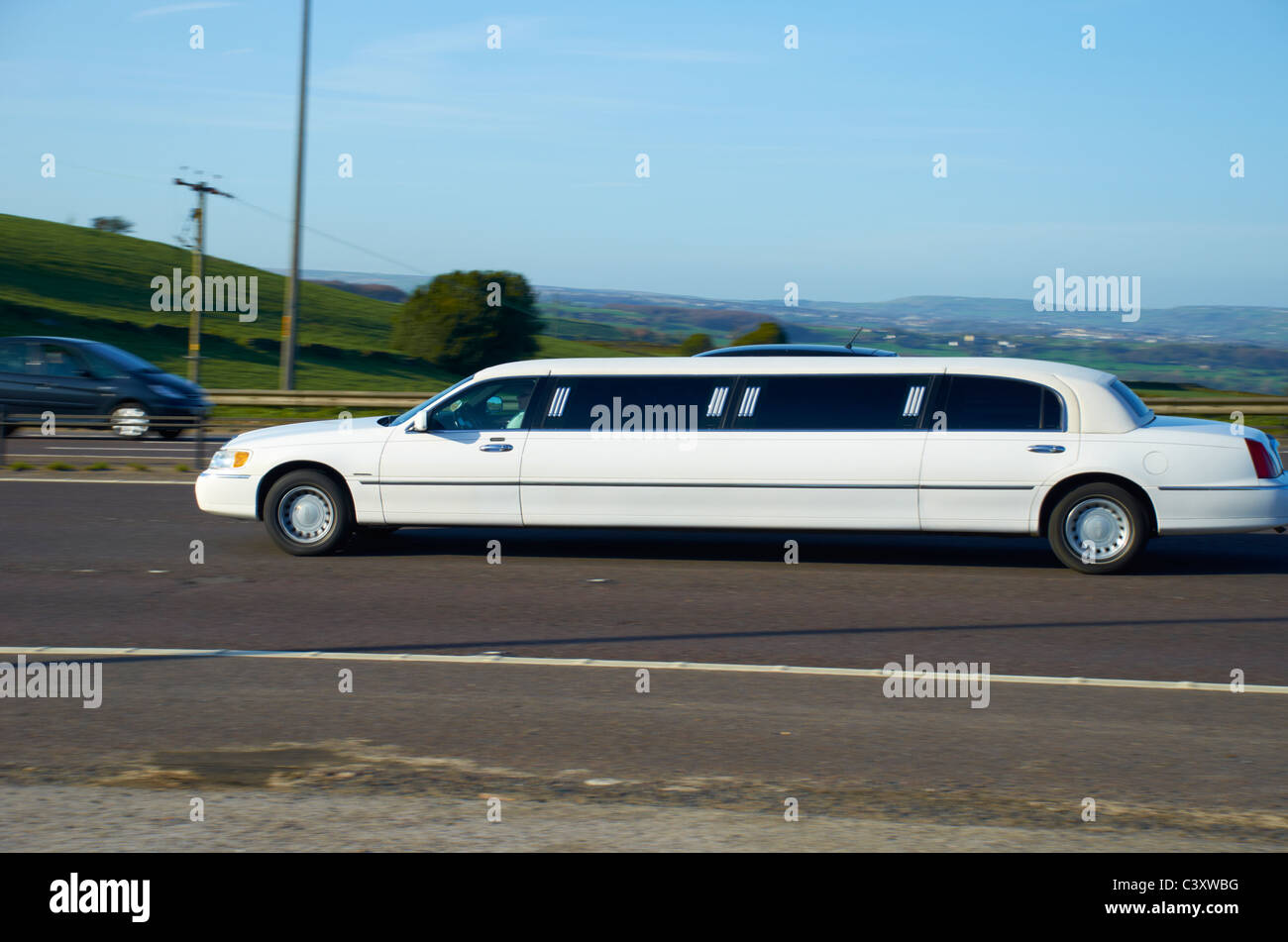 Stretch limo hi-res stock photography and images - Alamy