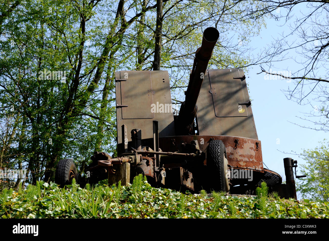 Bofors factory hi-res stock photography and images - Alamy