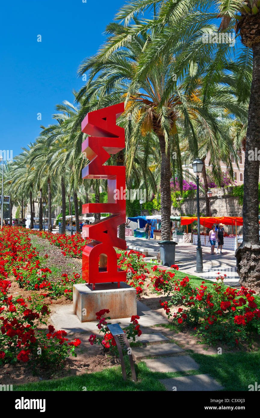 Palma vertical sculpture sign on Av.de Gabriel Roca with palm tree ...