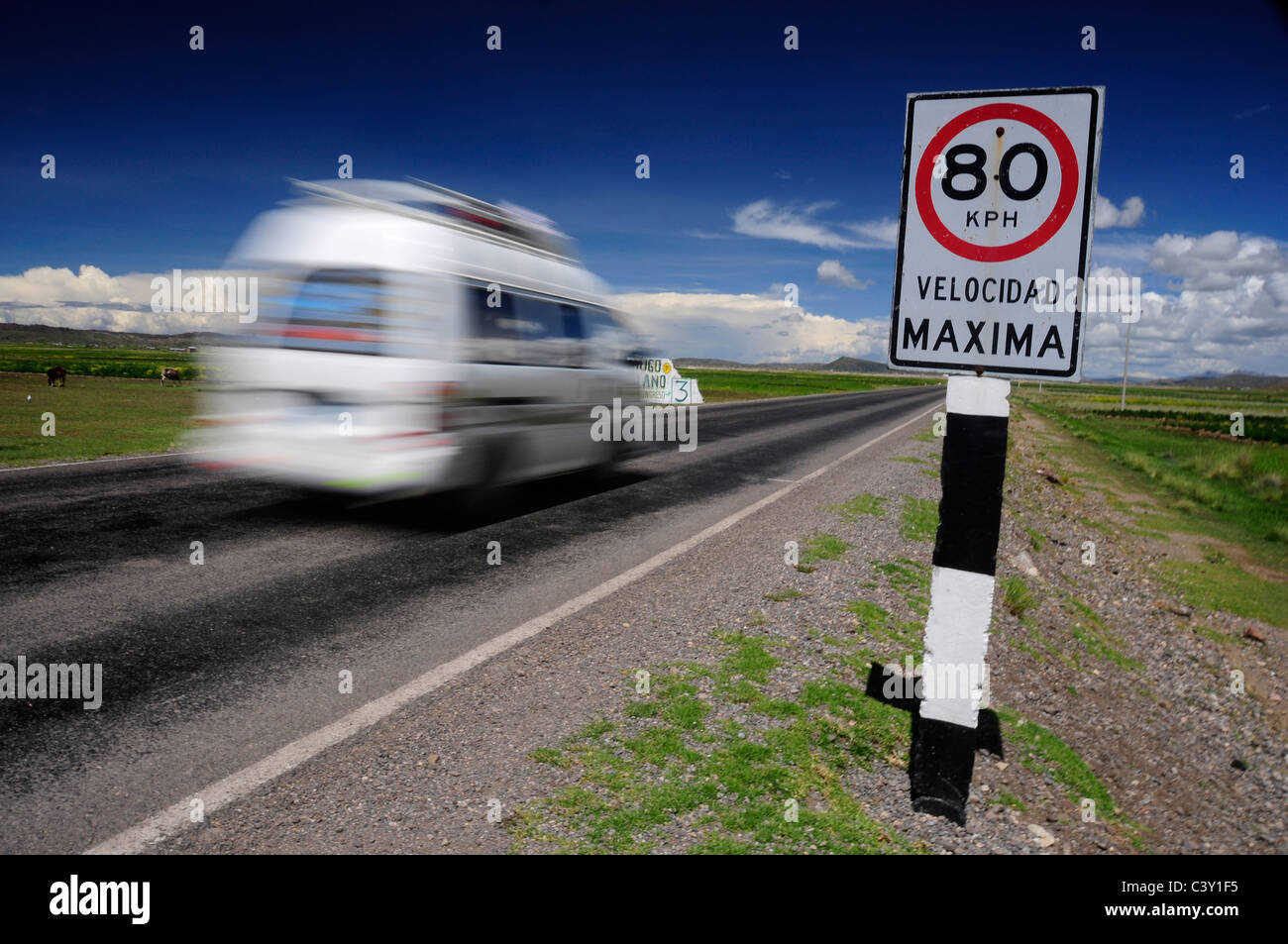 Turist mini bus hi-res stock photography and images - Alamy