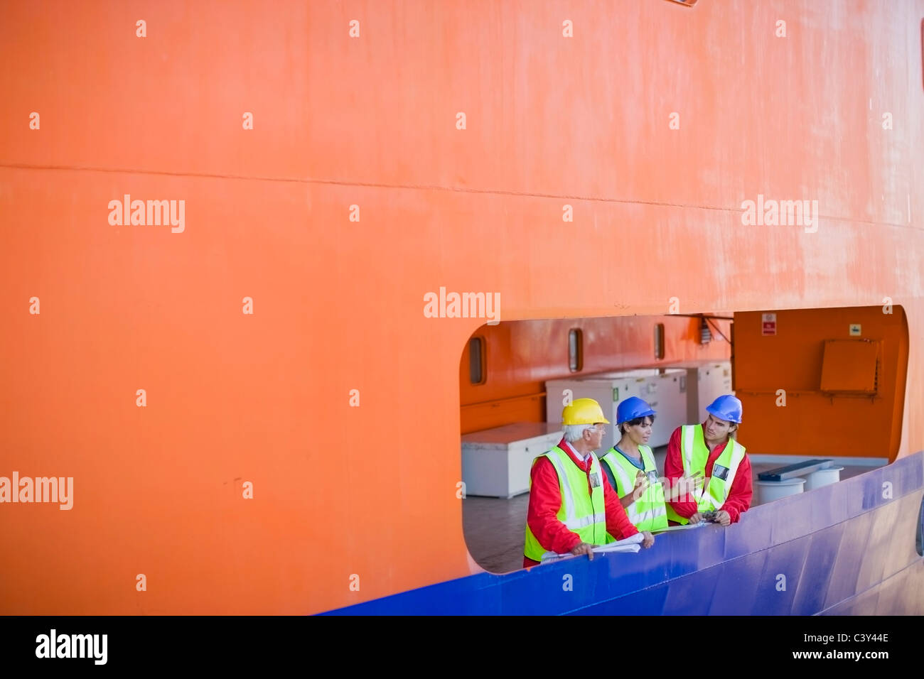 Dockyard teamwork hi-res stock photography and images - Alamy