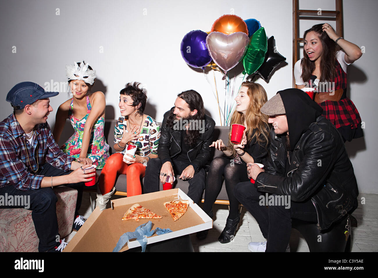 Group of people party at night hi-res stock photography and images - Alamy