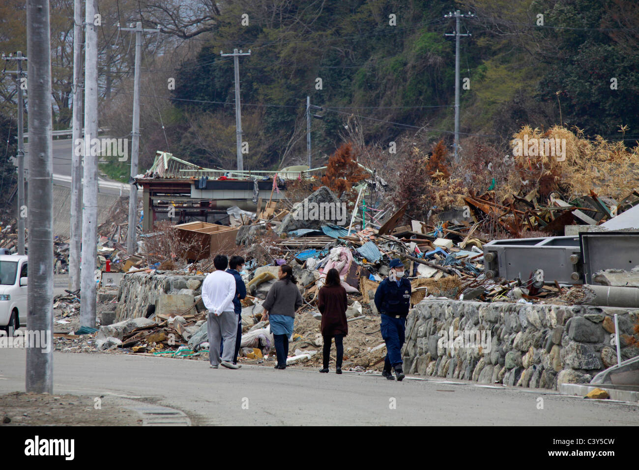 Tsunami people walking hi-res stock photography and images - Alamy