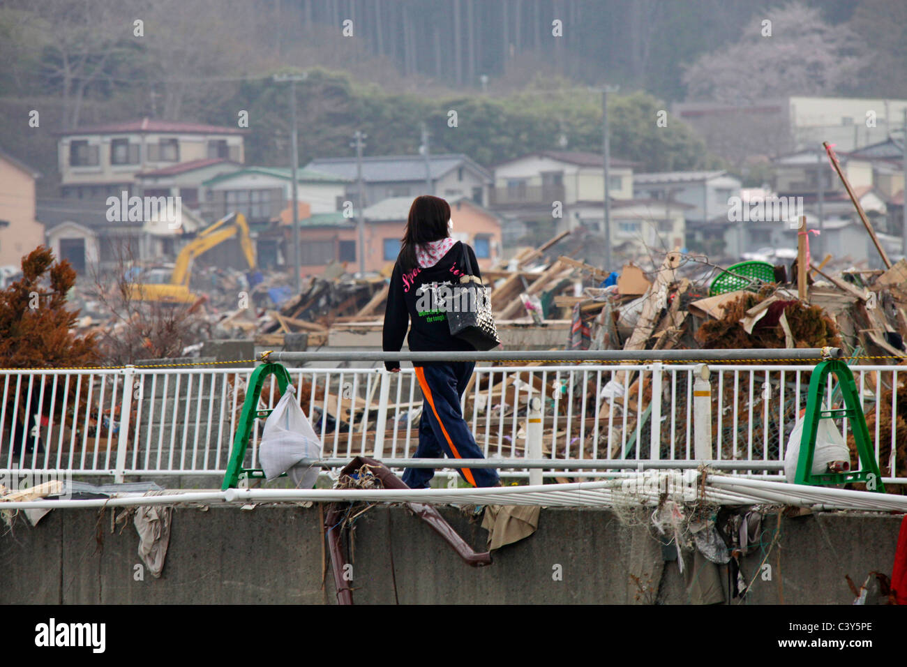 Tsunami, japan, girl, wave hi-res stock photography and images - Alamy