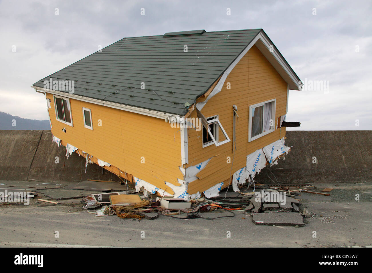 Otsuchi tsunami hi-res stock photography and images - Alamy