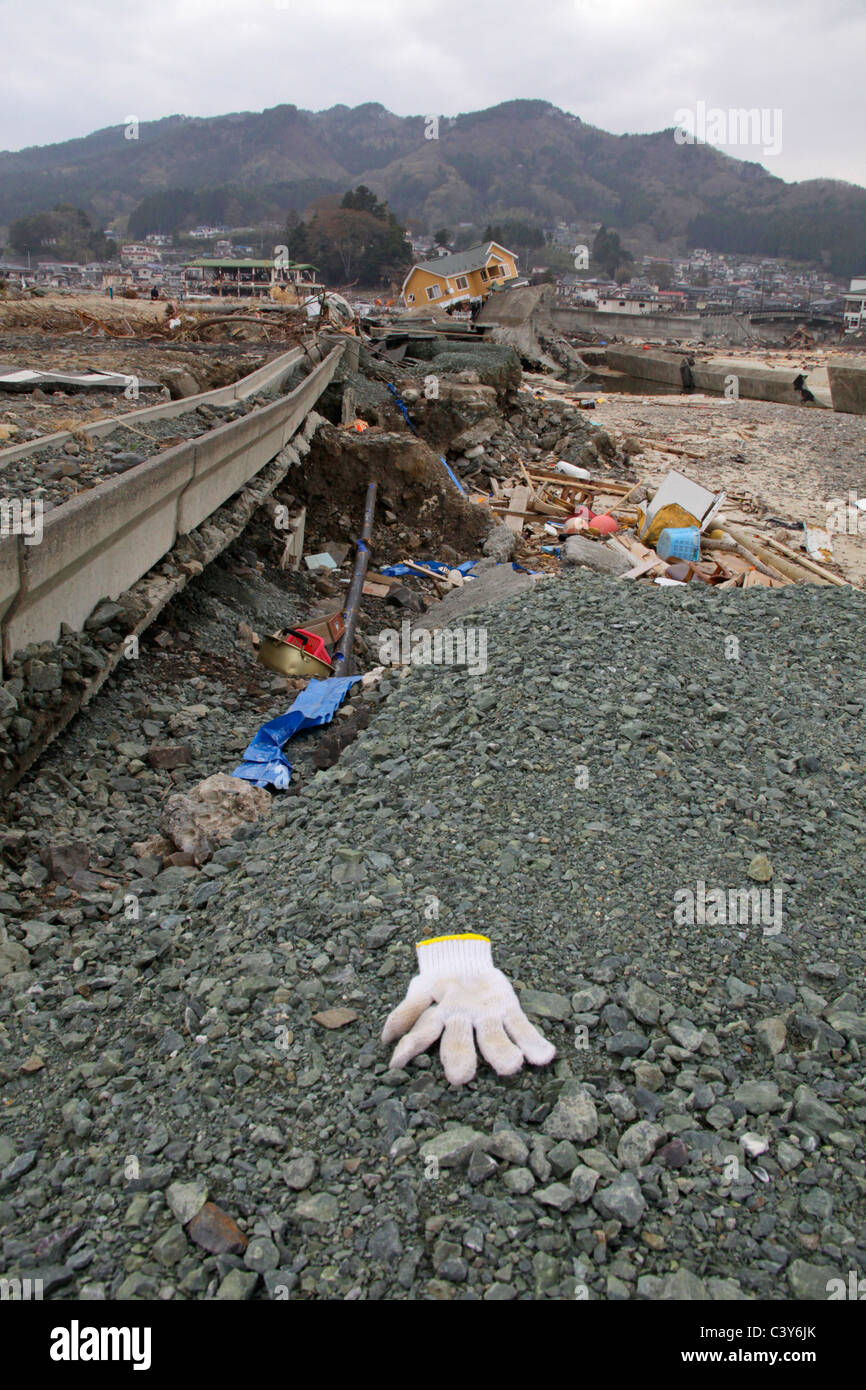 Otsuchi tsunami hi-res stock photography and images - Alamy