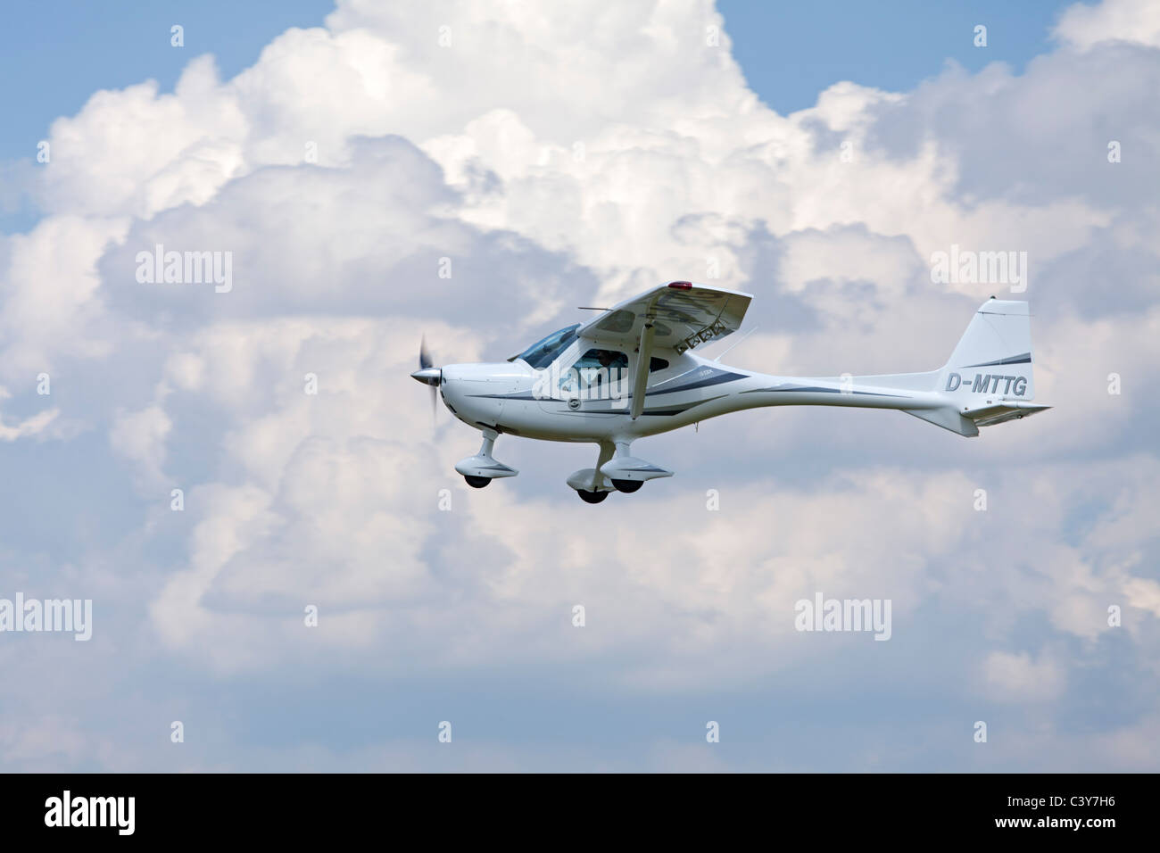 Airplane microlight hi-res stock photography and images - Alamy