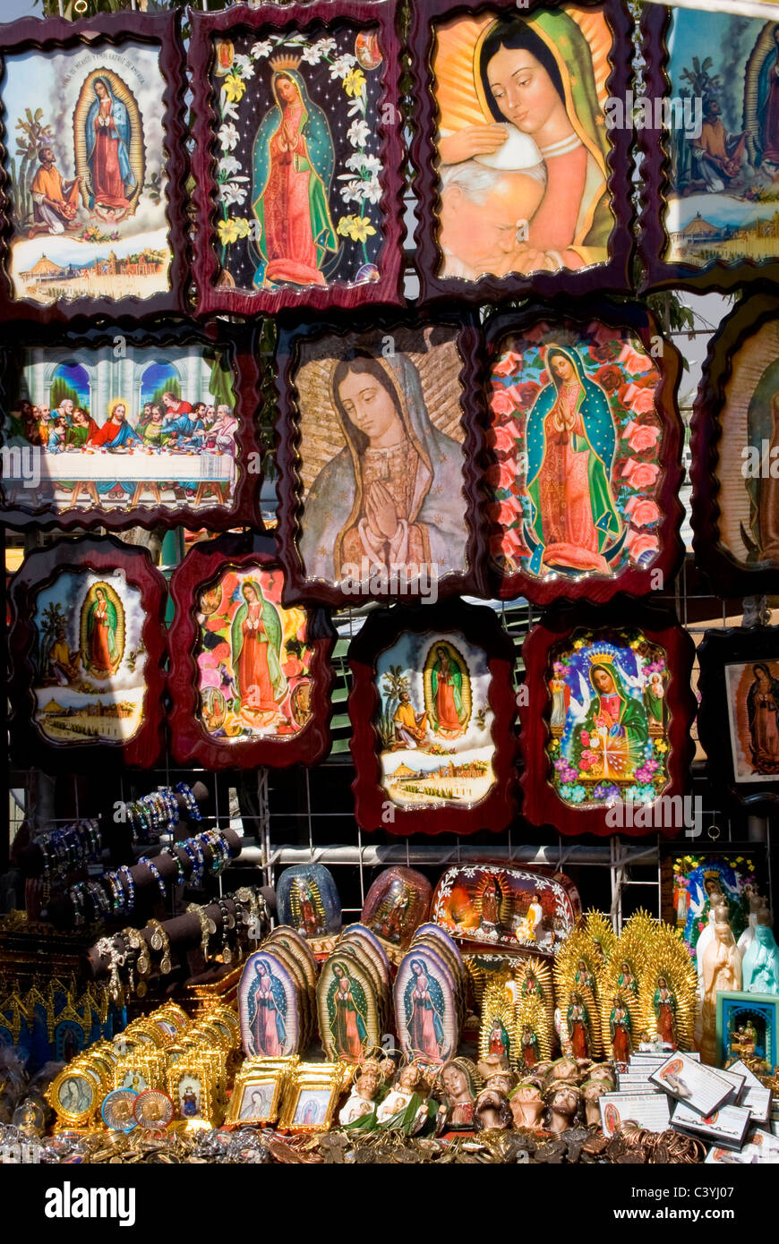 Villa of Guadalupe. Mexico City. Flea market Stock Photo - Alamy