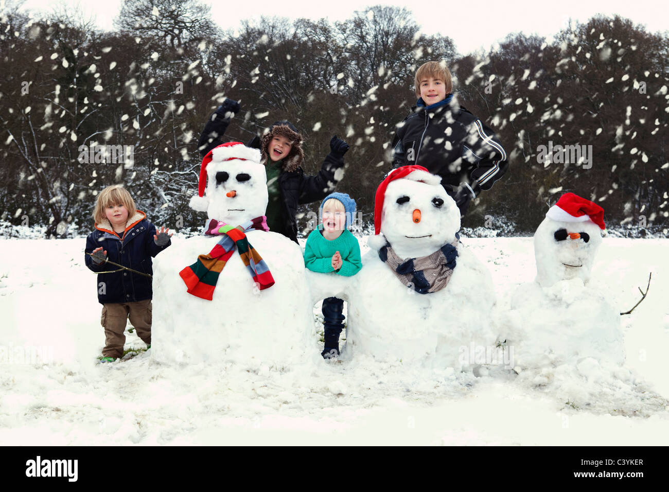 Four boys hi-res stock photography and images - Alamy