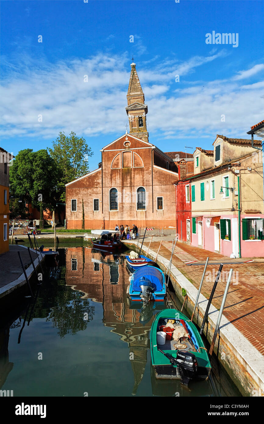 Lively island hi-res stock photography and images - Alamy