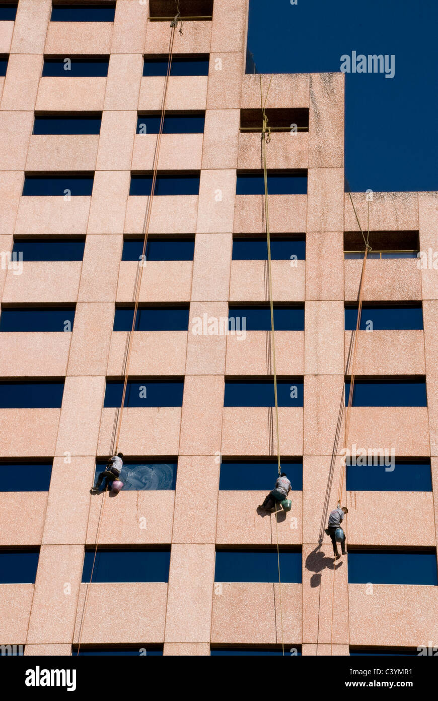 City cleaning hi-res stock photography and images - Alamy