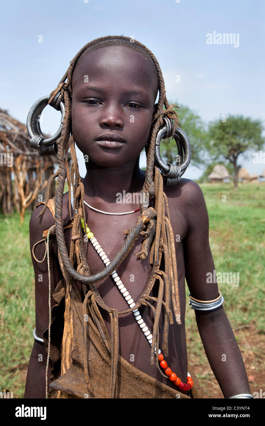 Mursi child, tribal people in Hailoa, Mago National Park, Ethiopia ...