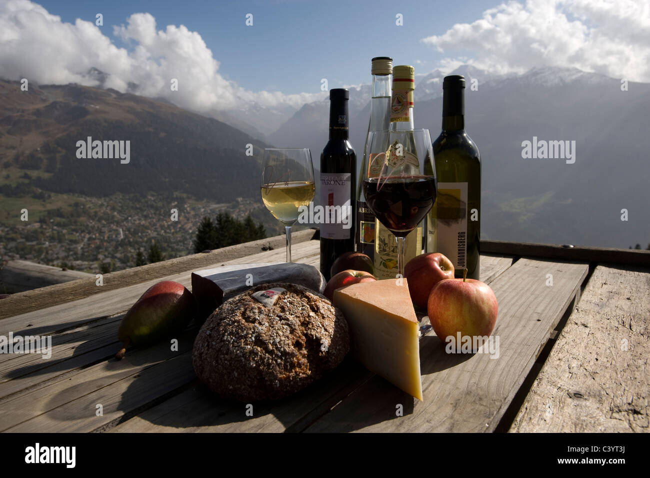 Food verbier hi-res stock photography and images - Alamy