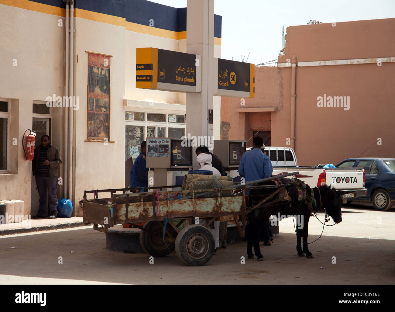 Morocco zagora man donkey hi-res stock photography and images - Alamy