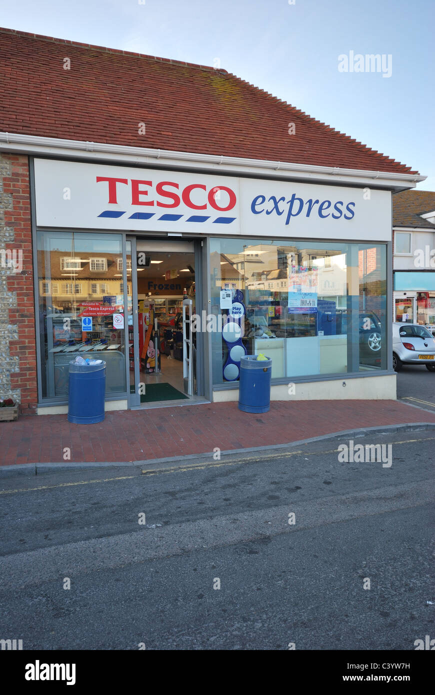 Tesco Express Store Stock Photo - Alamy