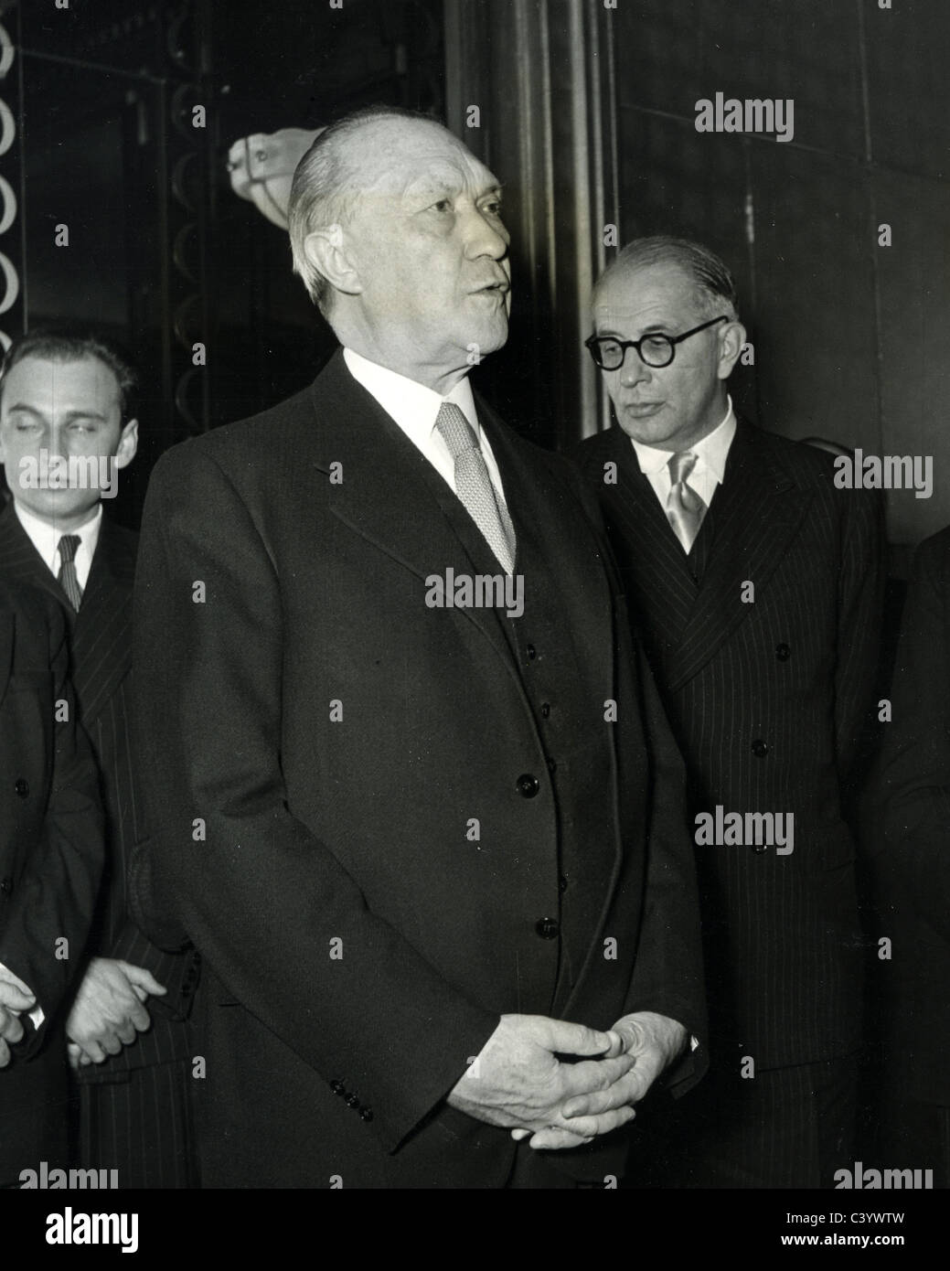 Konrad adenauer hi-res stock photography and images - Alamy