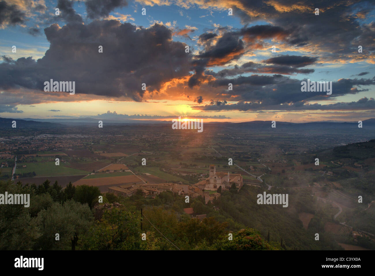 Basilica san francesco dassisi hi-res stock photography and images - Alamy