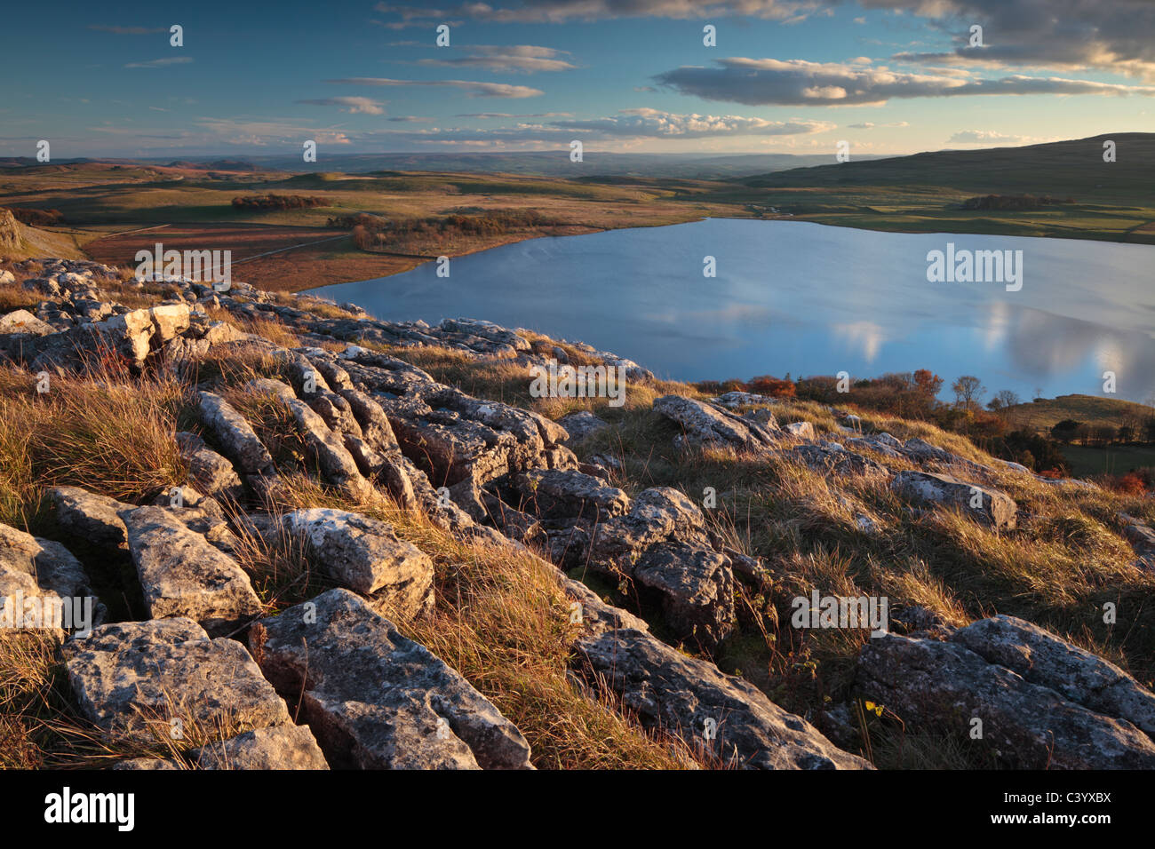 Malham tarn yorkshire hi-res stock photography and images - Alamy