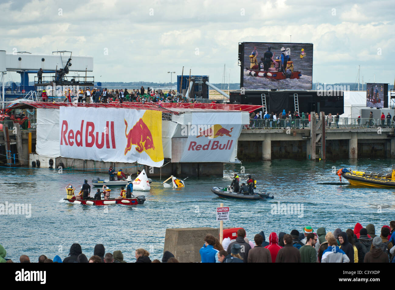 Red bull advertisement hi-res stock photography and images - Alamy
