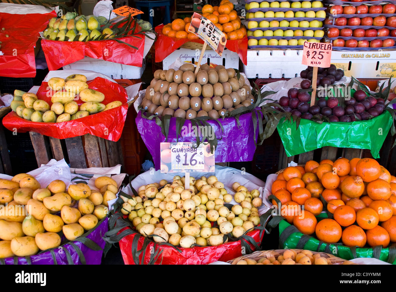 Mexico. Market fruit in Oaxaca Stock Photo - Alamy