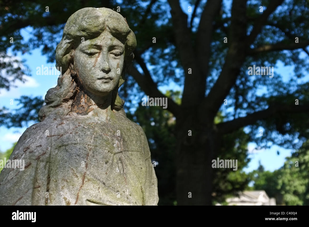 Ghostly female at cemetery hi-res stock photography and images - Alamy
