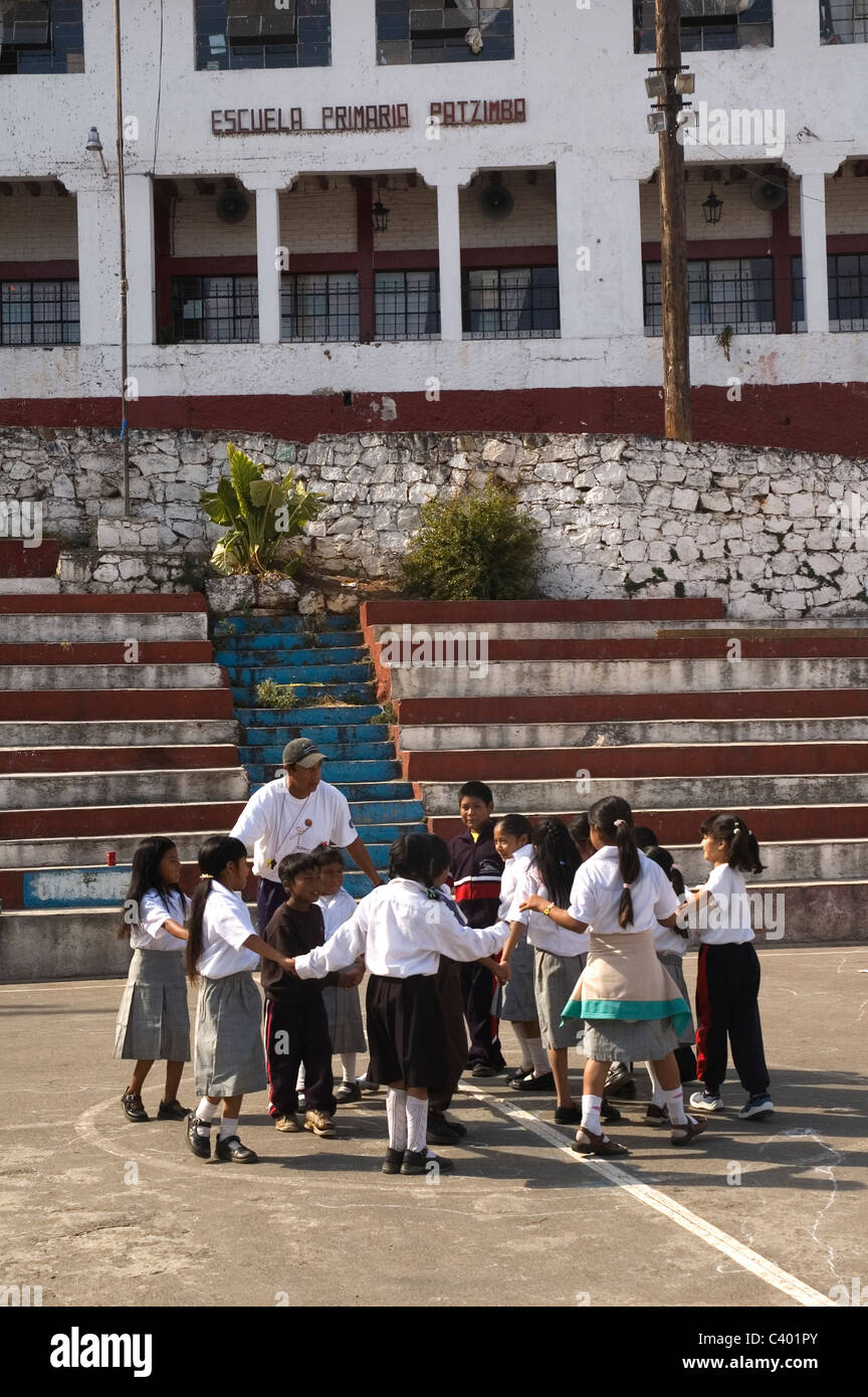 Mexican school uniform hi-res stock photography and images - Alamy