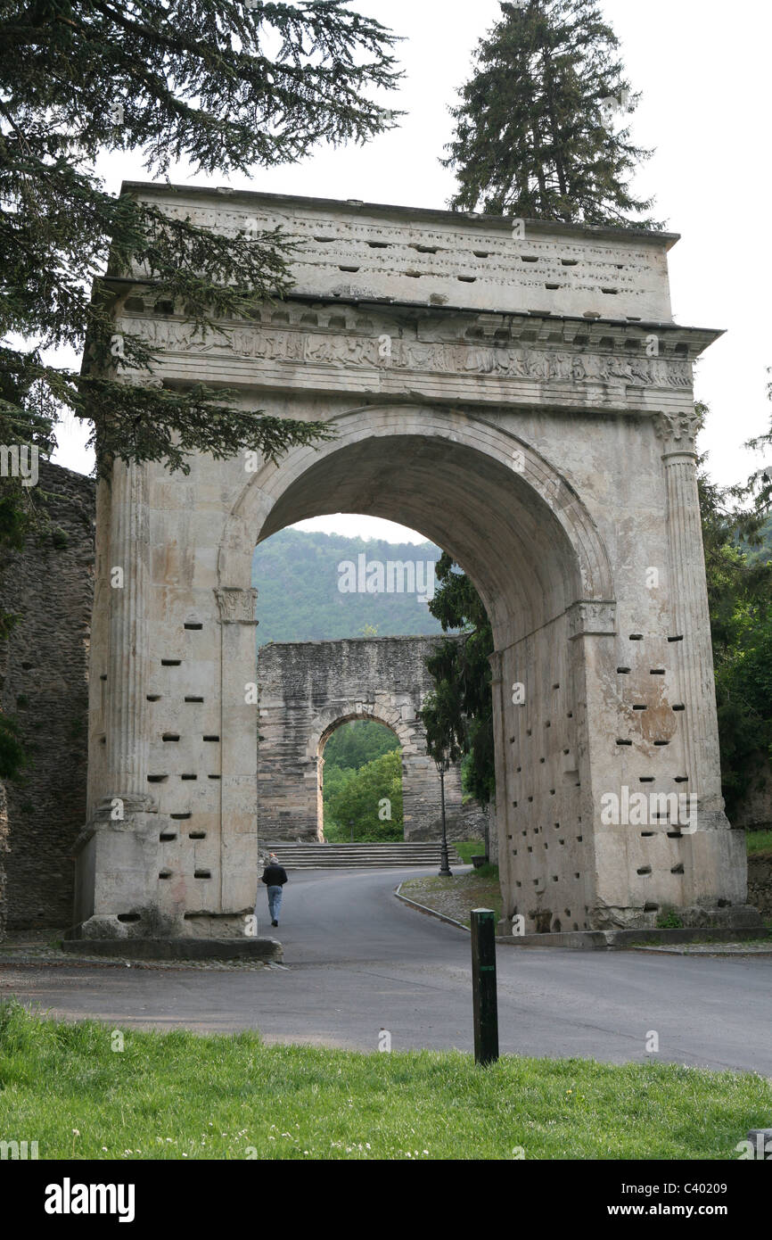 Porta savoia susa italy hi-res stock photography and images - Alamy