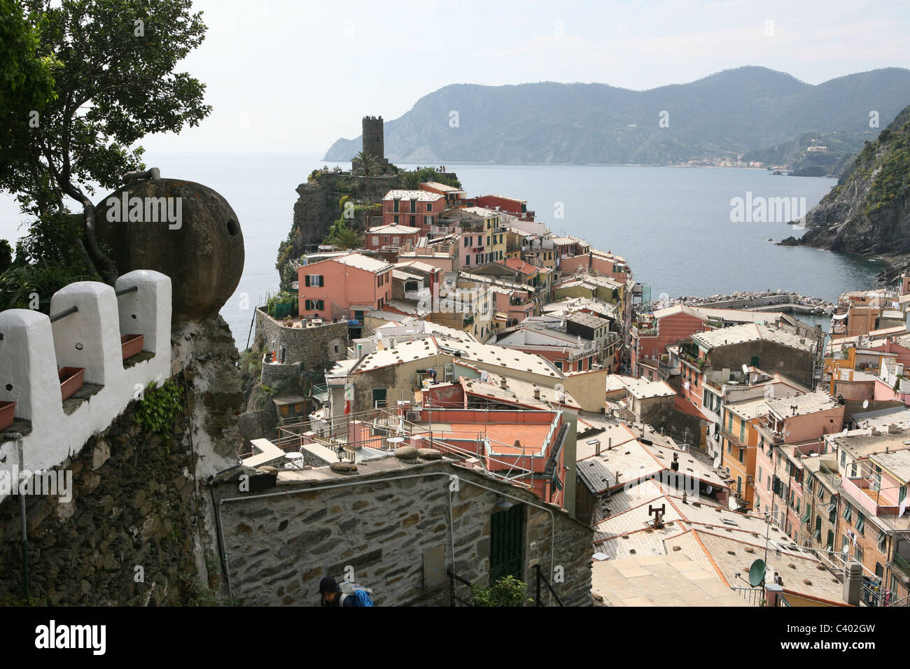 Cinq terres hi-res stock photography and images - Alamy