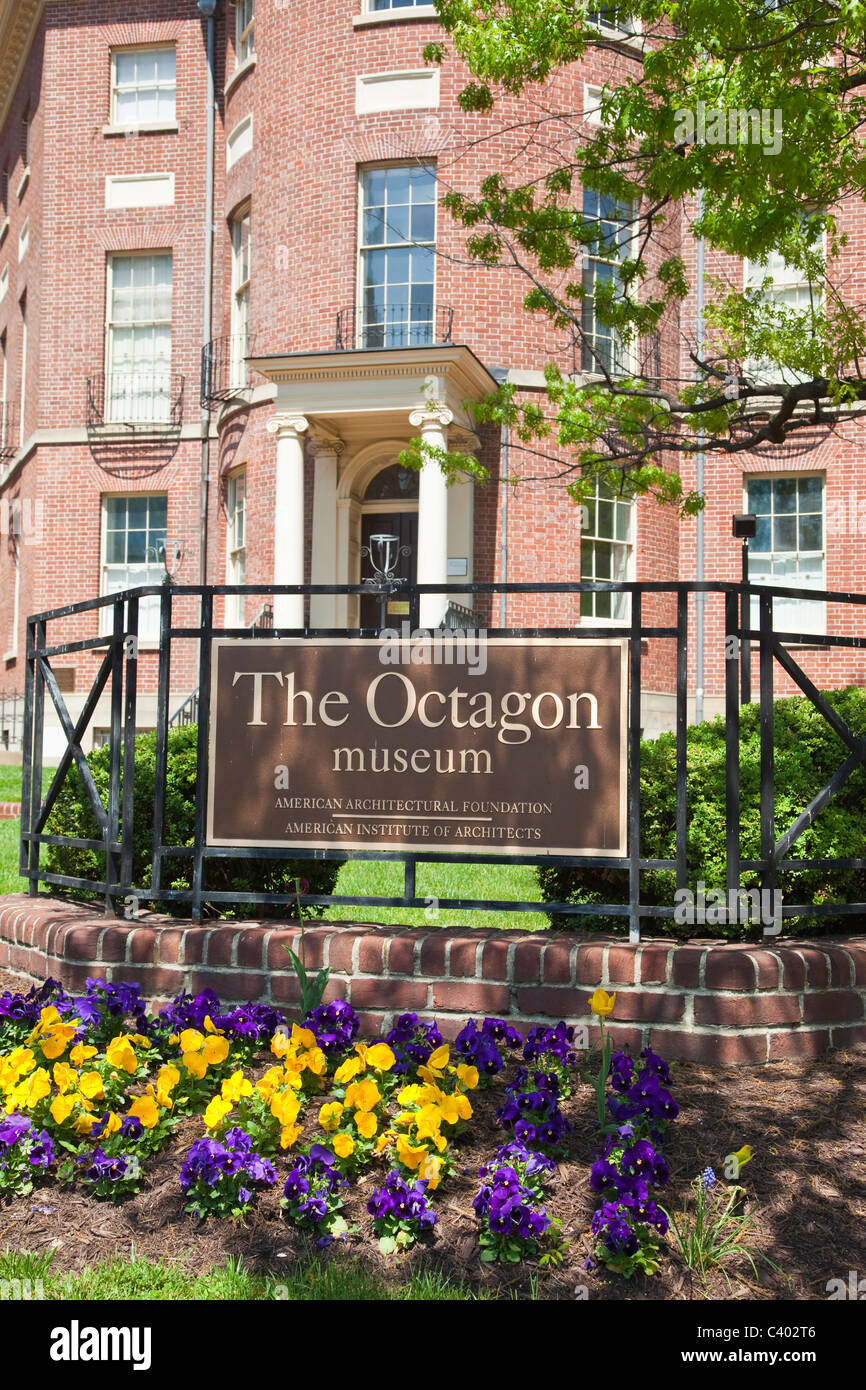 Octagon museum hi-res stock photography and images - Alamy