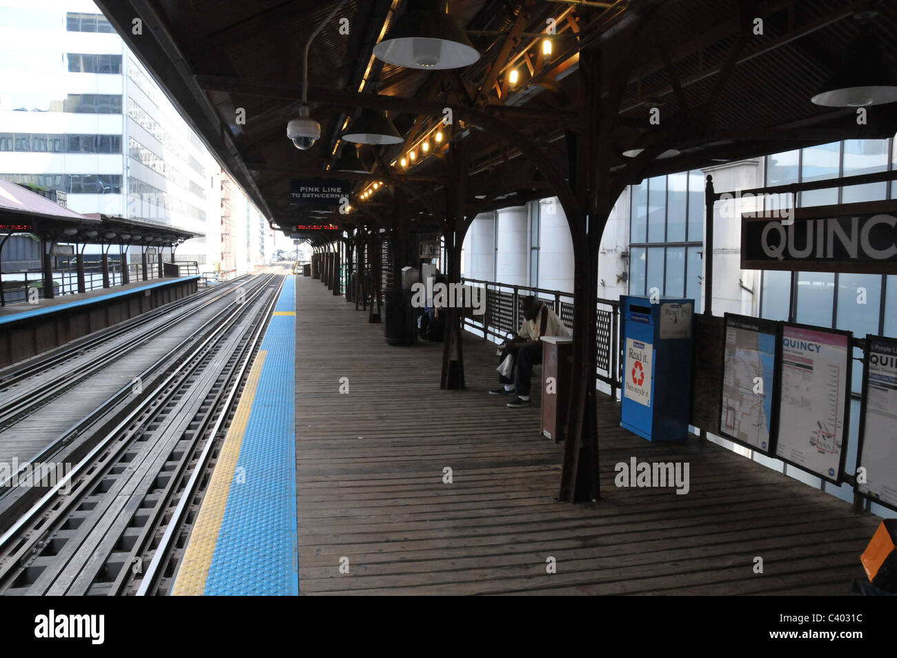 Loop railway network chicago hi-res stock photography and images - Alamy
