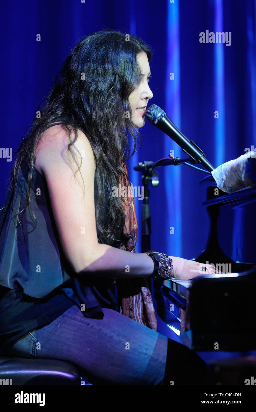 Vanessa carlton hi-res stock photography and images - Alamy