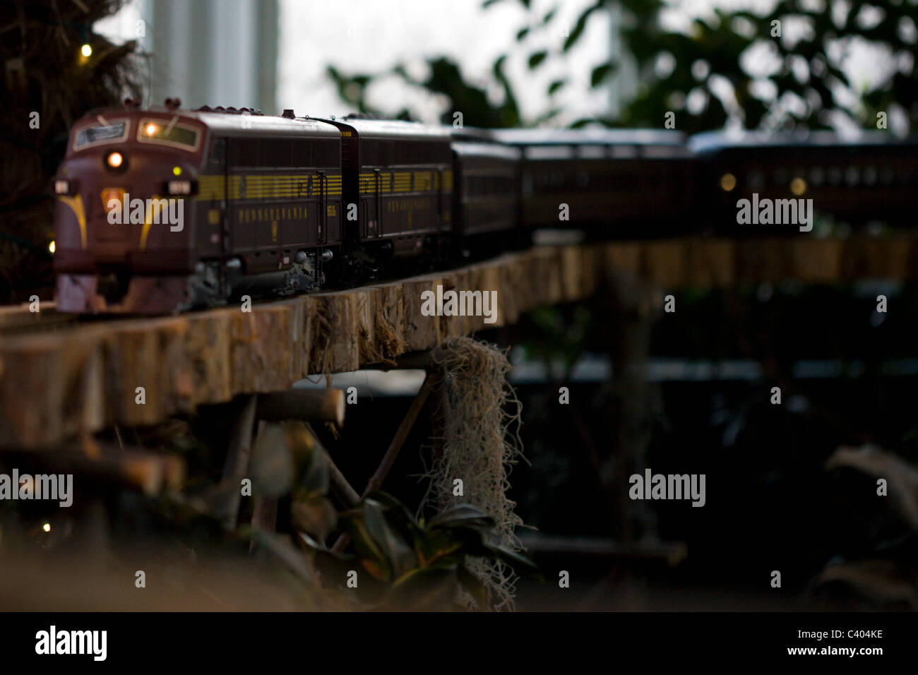 Burgundy train hi-res stock photography and images - Alamy