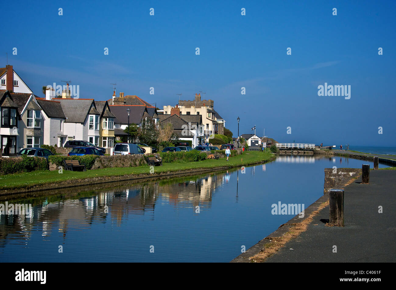 Bude Cornwall UK Canal Sea Lock Sealock Stock Photo - Alamy
