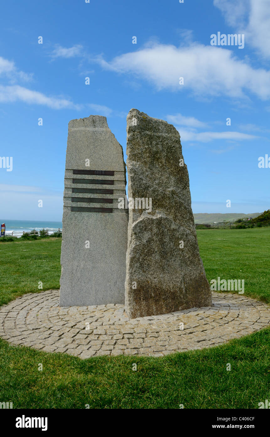 The Woolacombe Memorial on The Esplanade Woolacombe, Devon, England ...