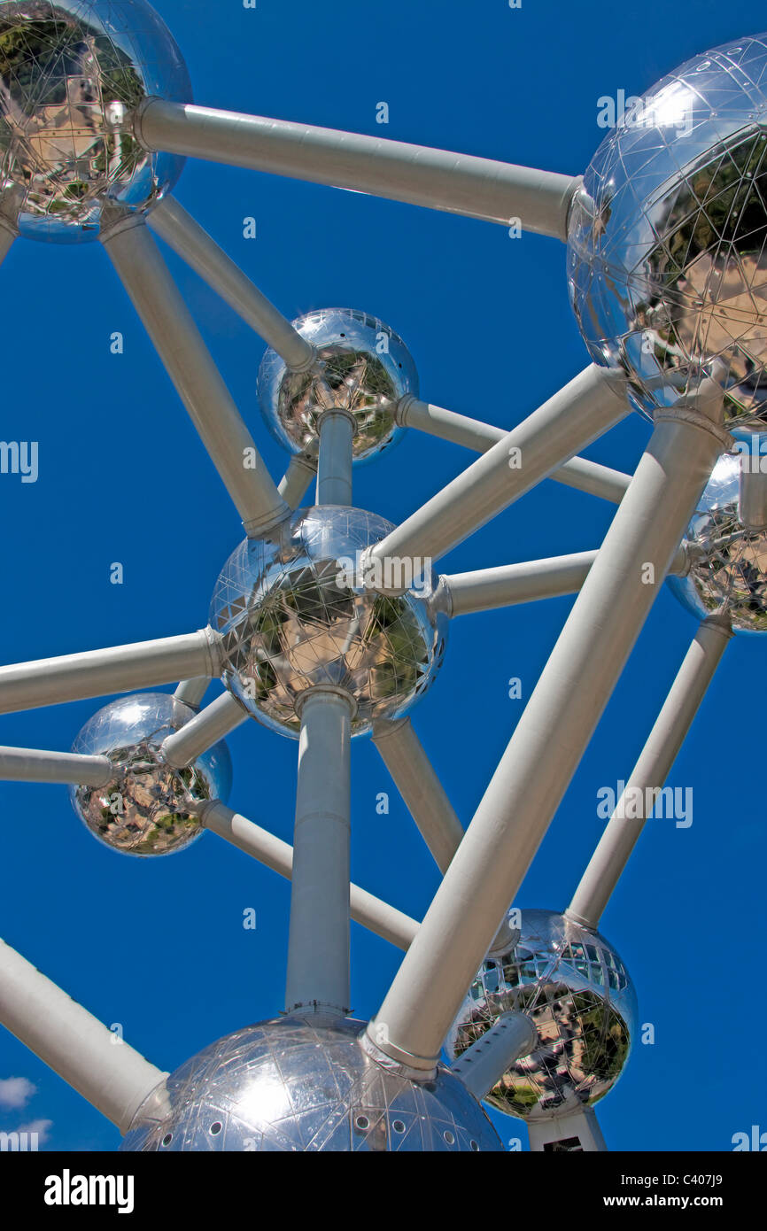 Brussels atomium hi-res stock photography and images - Alamy