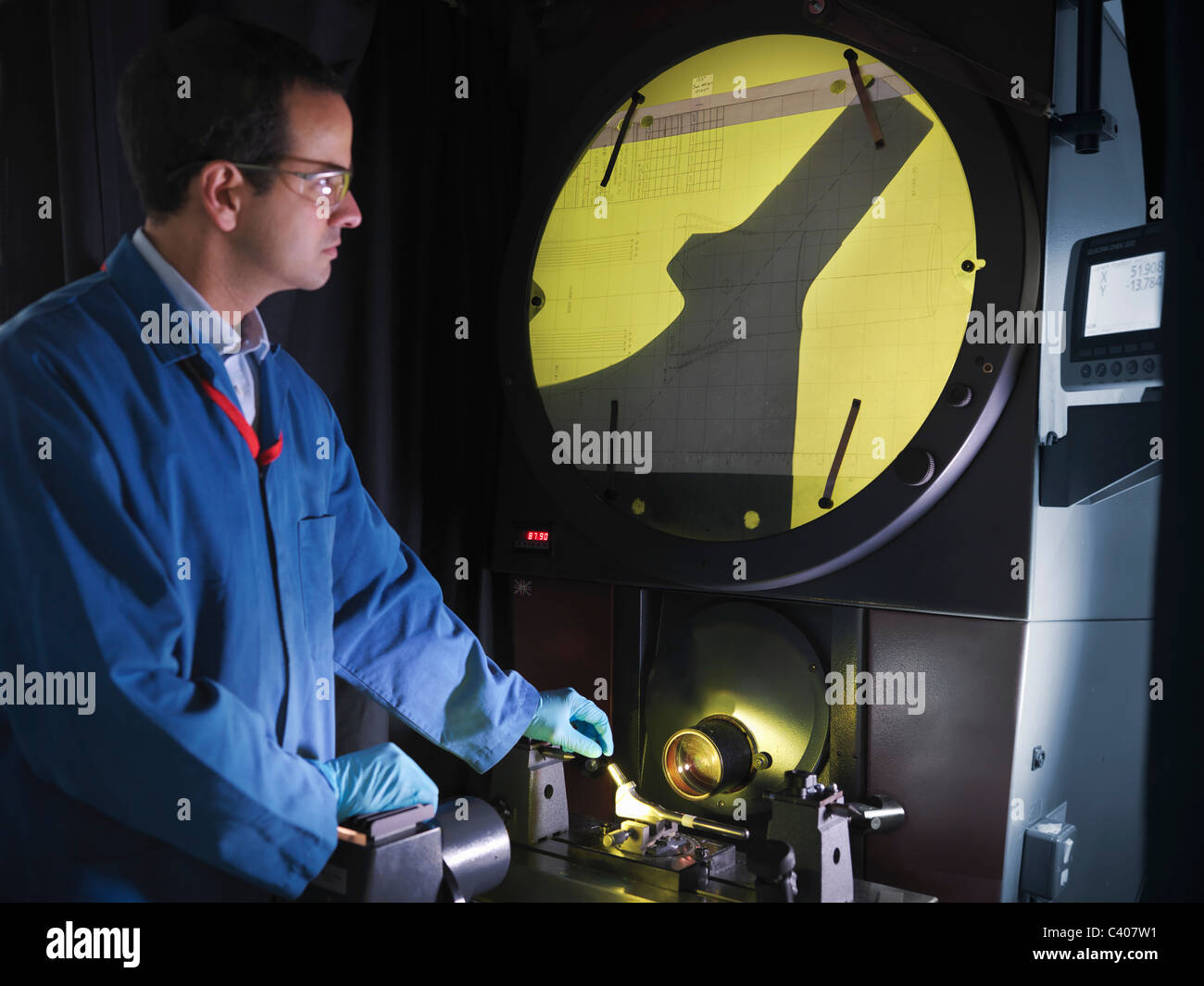 Shadow technology hi-res stock photography and images - Alamy