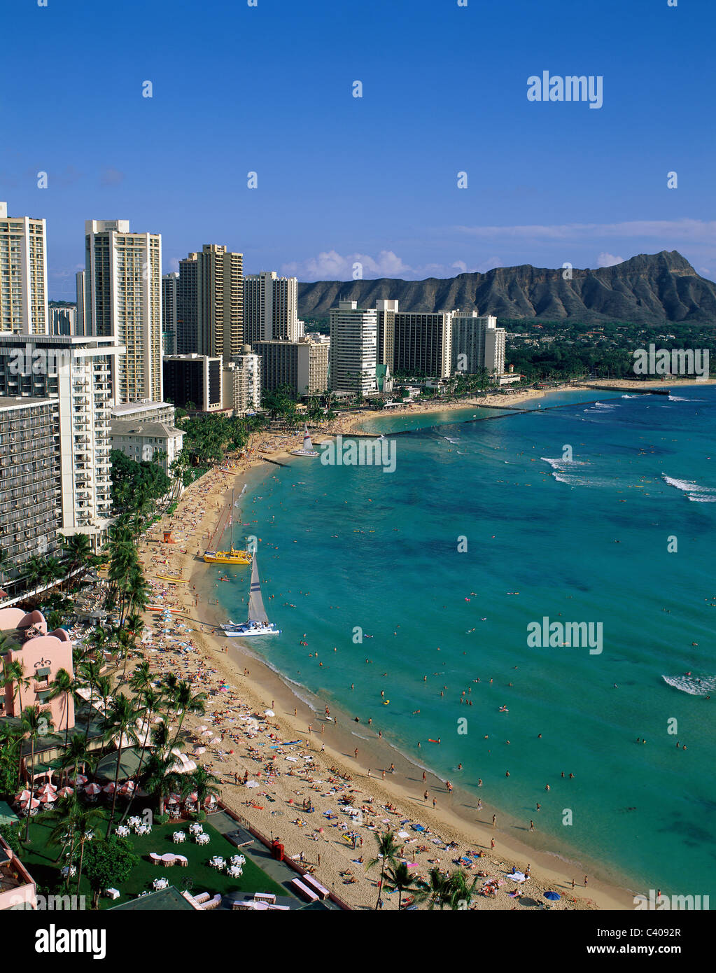 Hawaii tourists crowd hi-res stock photography and images - Alamy