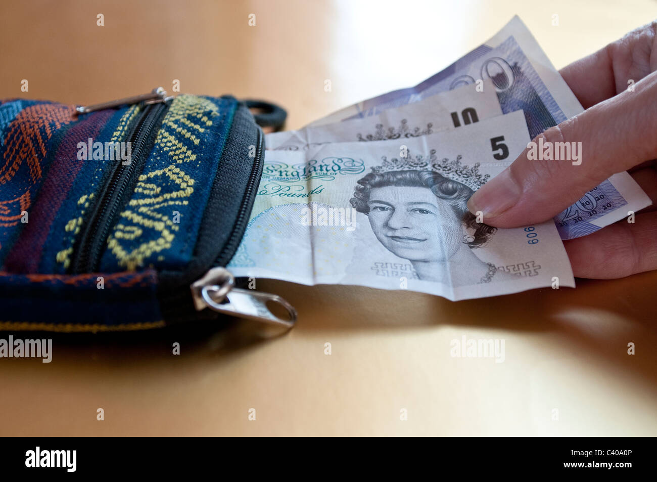 Twenty five pounds hi-res stock photography and images - Alamy