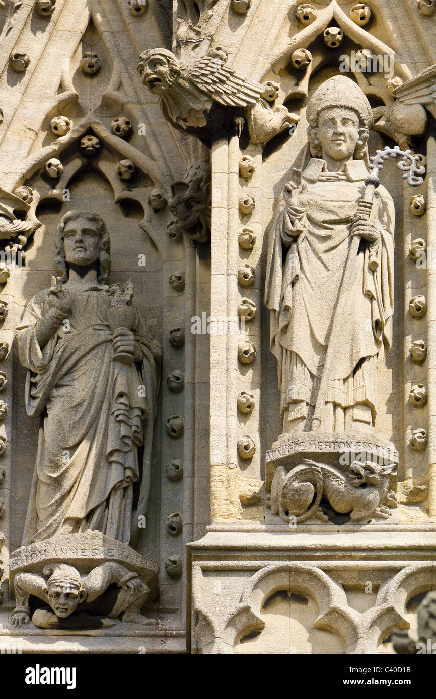 Church anglo saxon carvings hi-res stock photography and images - Alamy