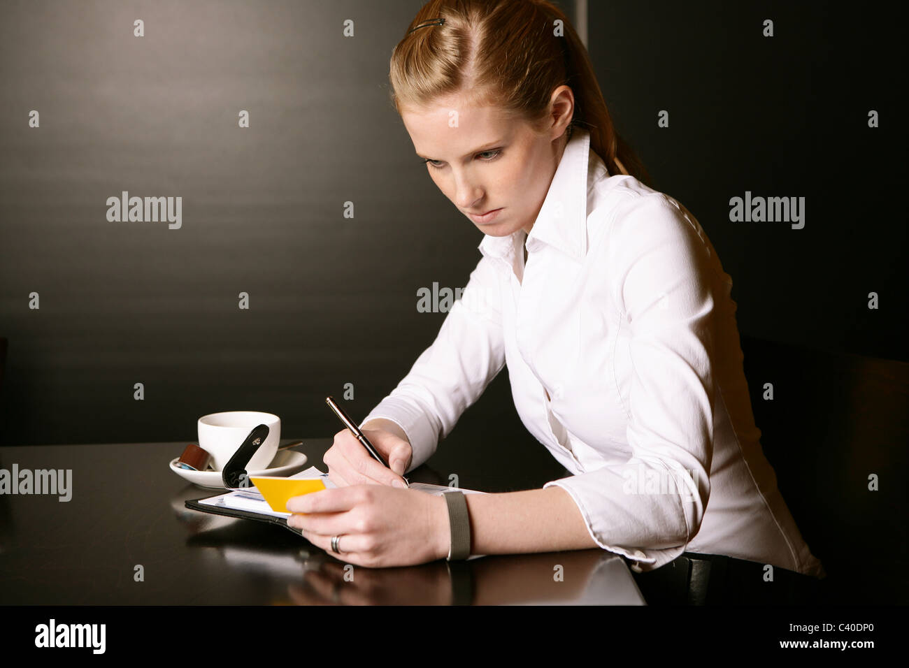 Beauty writing hi-res stock photography and images - Alamy