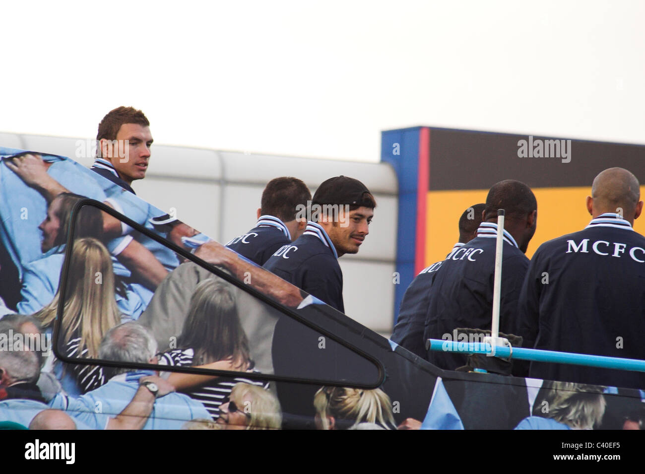 Manchester City Cup Parade tour bus and players, 2011 Stock Photo - Alamy