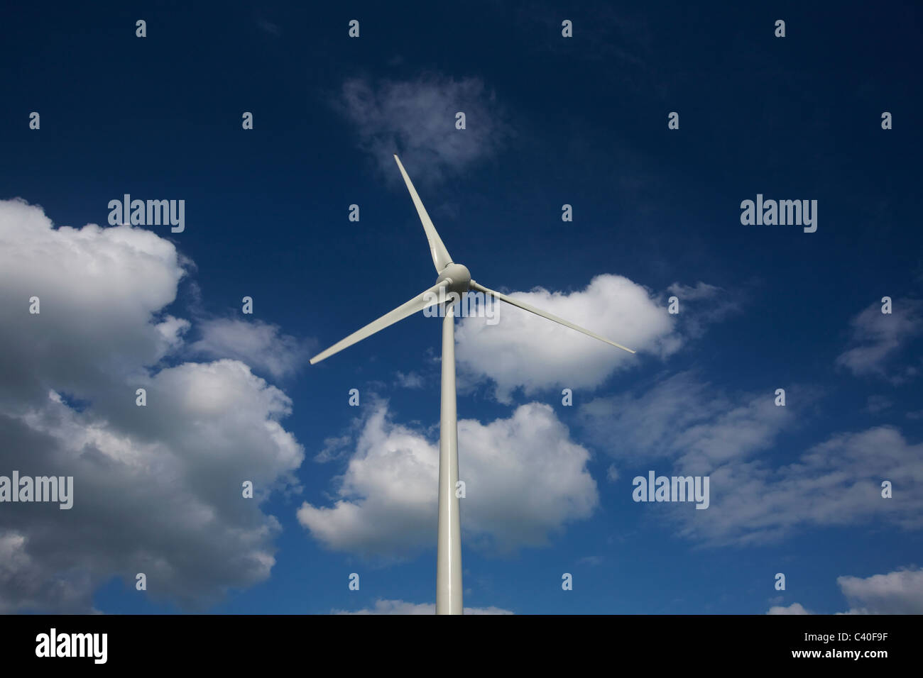 Wind turbine uk hi-res stock photography and images - Alamy