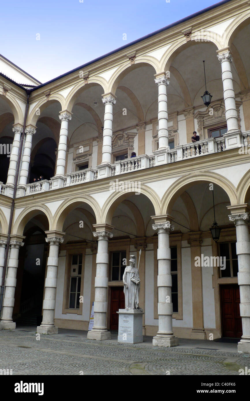 Universita degli studi torino hi-res stock photography and images - Alamy