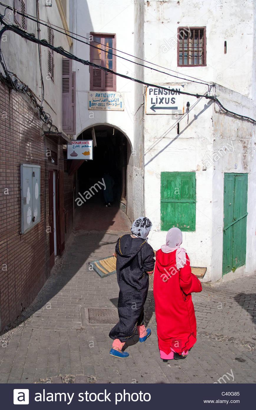 Women Tangier Stock Photos & Women Tangier Stock Images - Alamy